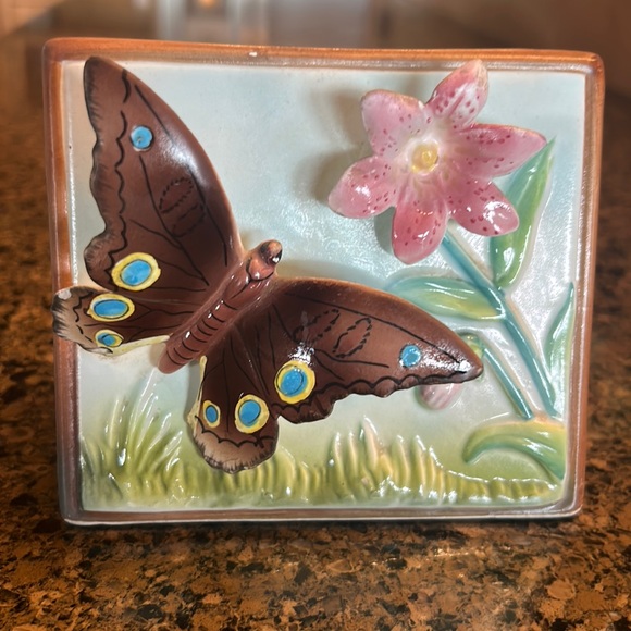 napco | Accents | Vintage Napco 96s Butterfly Ceramic Buckeye Vase ...